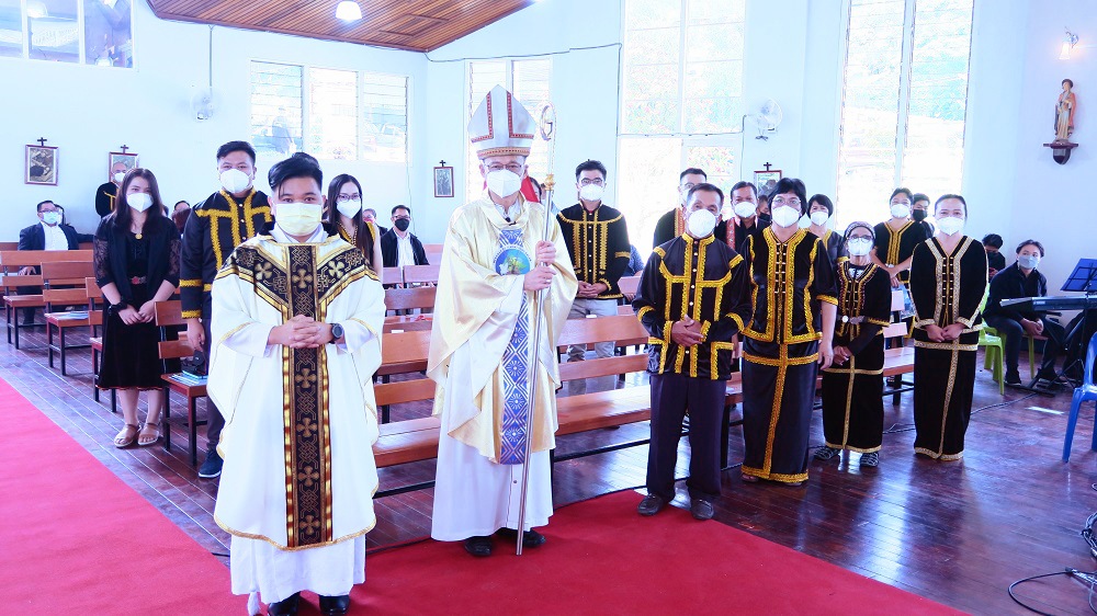 Seorang lagi anak muda ditahbis paderi, Fr Wilson Francis | Catholic Sabah