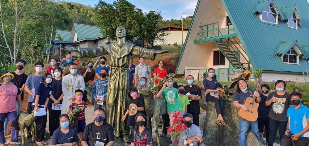 Archbishop John Wong blesses Ranau landmark Shrine | Catholic Sabah