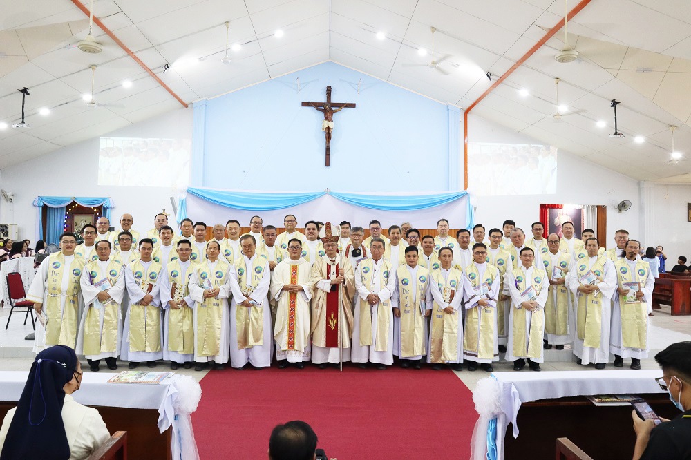 Peter Chung ditahbis sebagai paderi, “mengasihi harus tanpa syarat ...