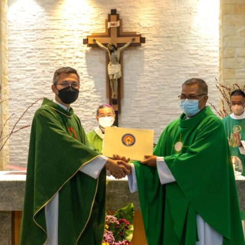 Missionary Fr Eugene Maglasang is the new Rector of Holy Trinity Church ...