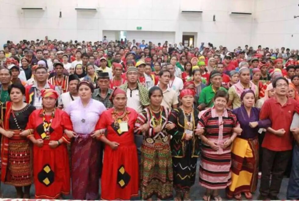 Filipino indigenous students receive needed learning boost | Catholic Sabah