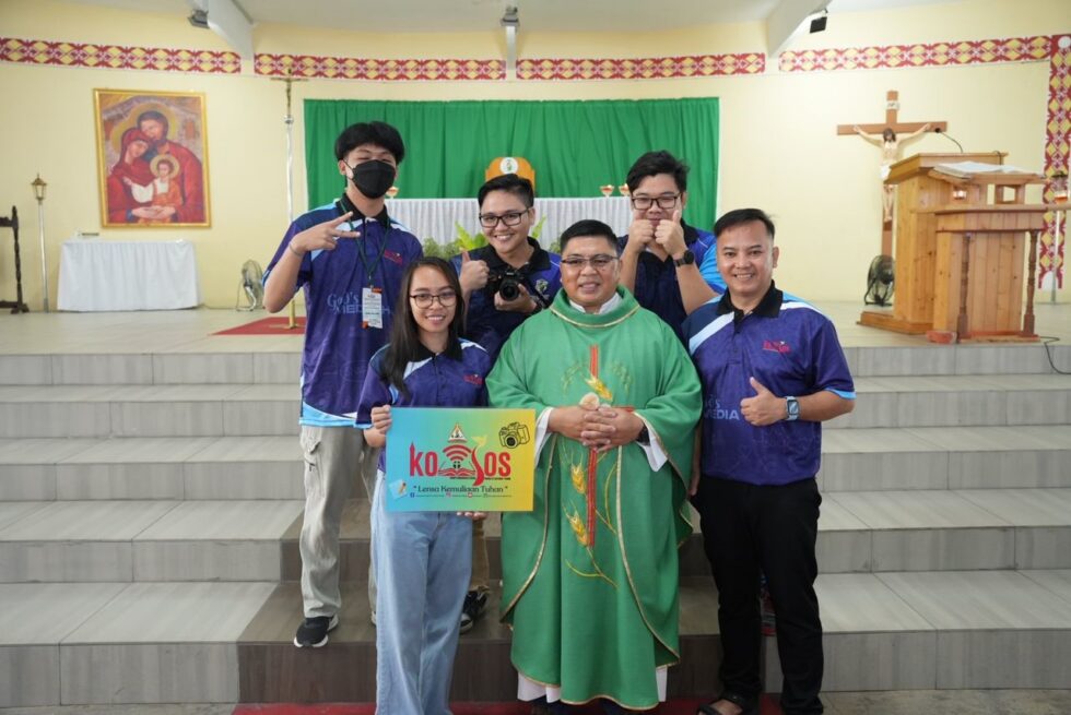 44 Ahli Komsos diutus untuk berjalan bersama dalam kebenaran | Catholic ...