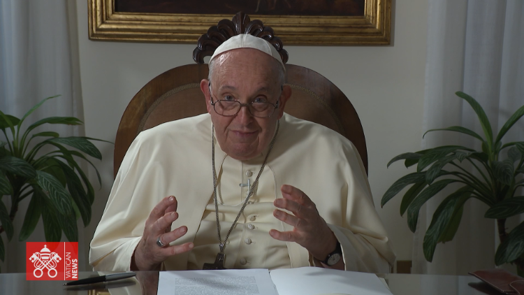 Pope to university students: ‘Stay true to your convictions and faith ...